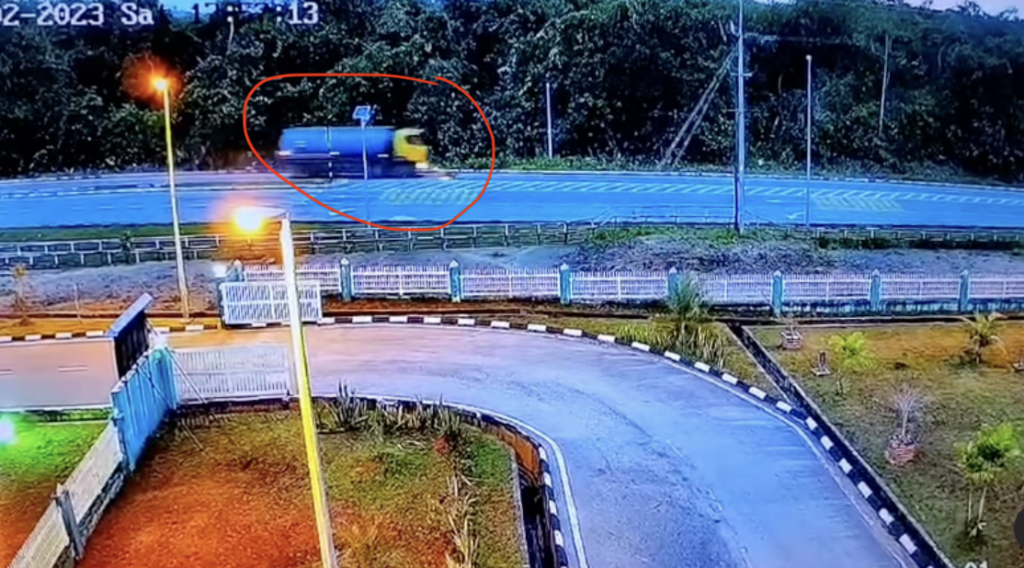 Warga Emas Maut Diseret Lori Tangki Minyak Di Hadapan TUDM Kuching